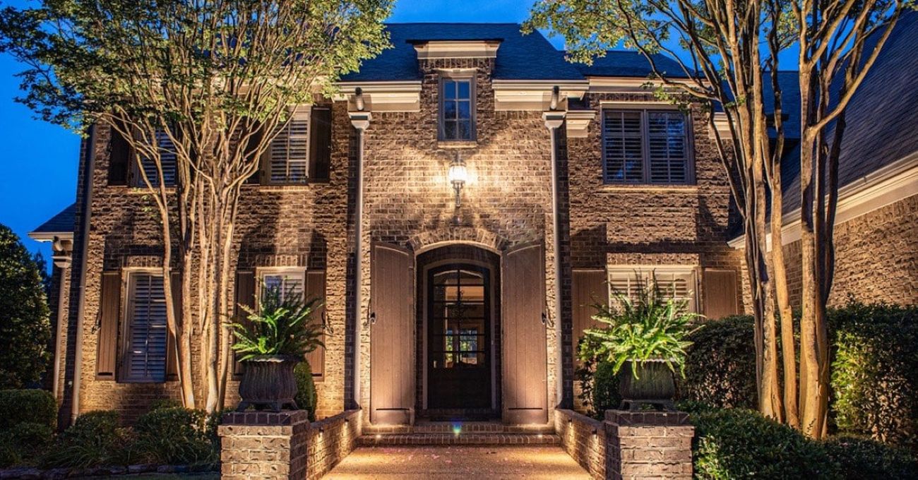 Exterior Building Lighting Design Guide: How to Choose the Right Fixtu ...