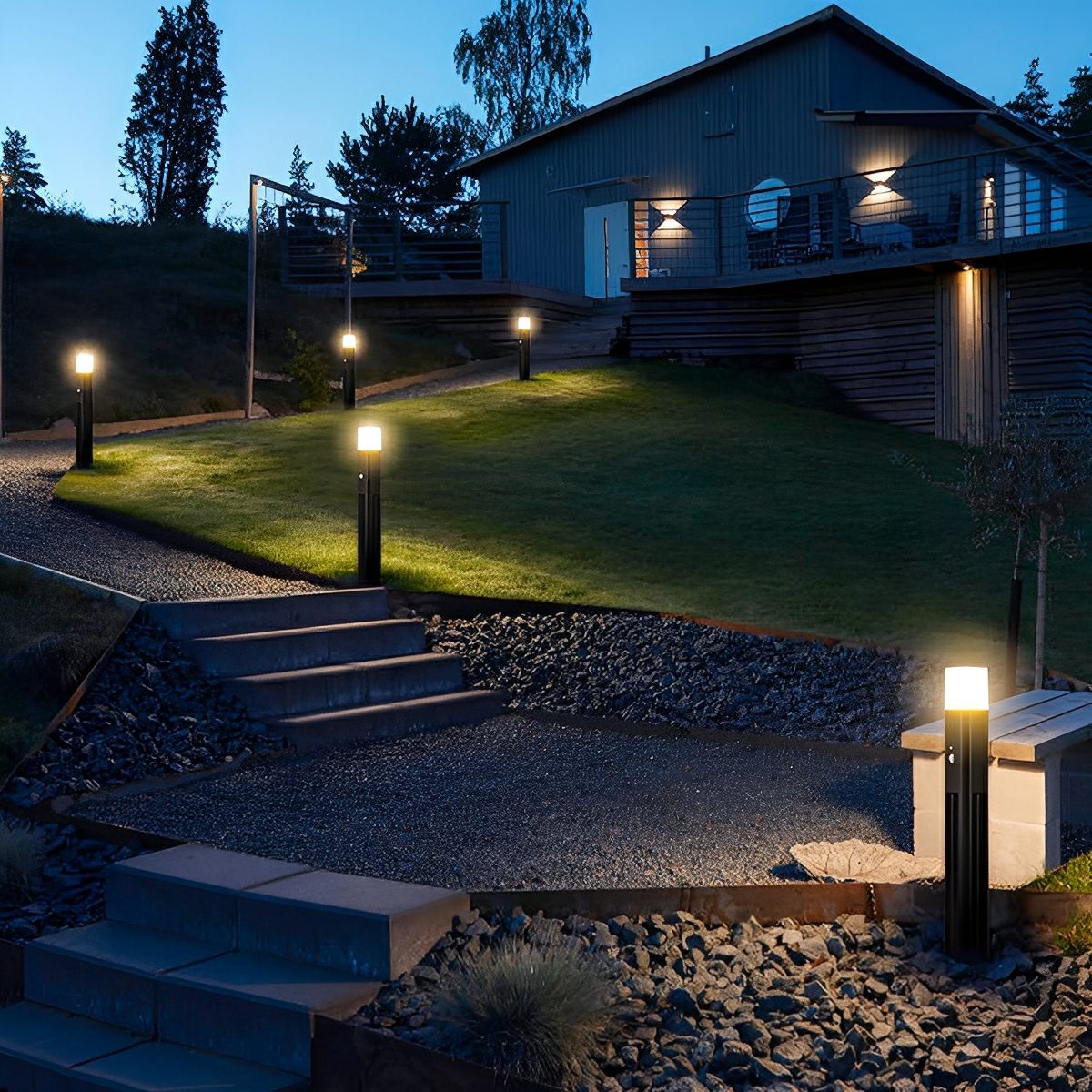 Modern Solar LED Triangular Outdoor Pathway Bollard Light – Flyachilles