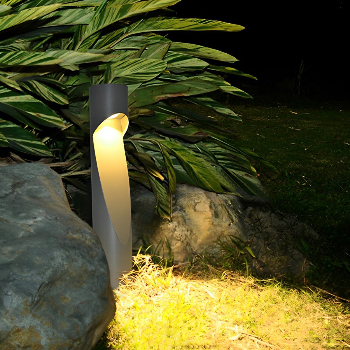 Modern Waterproof Bollard LED Outdoor Grass Pathway Lights Post Light ...