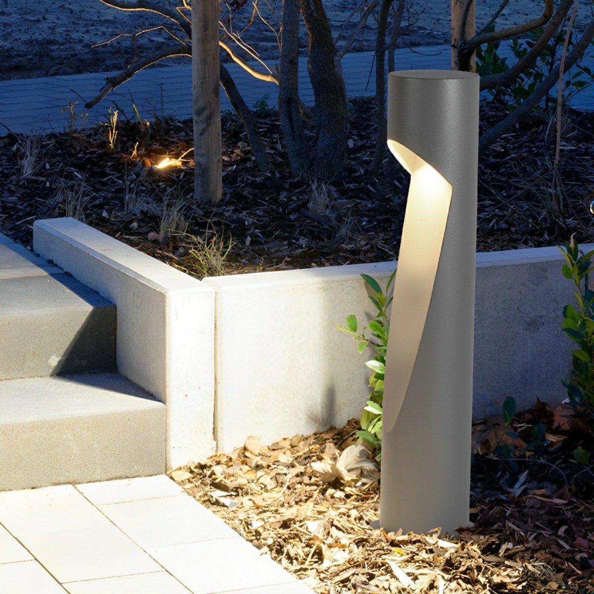 Modern Waterproof Bollard LED Outdoor Grass Pathway Lights Post Light ...