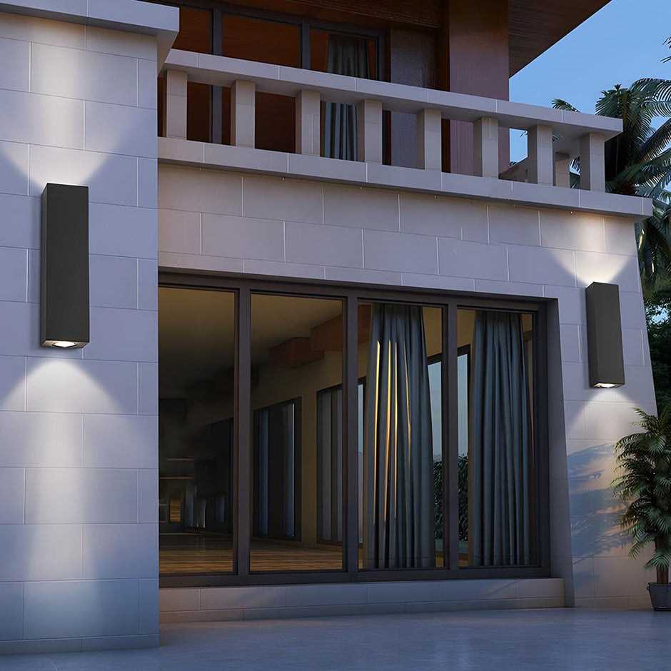 Outdoor Lighting – Flyachilles